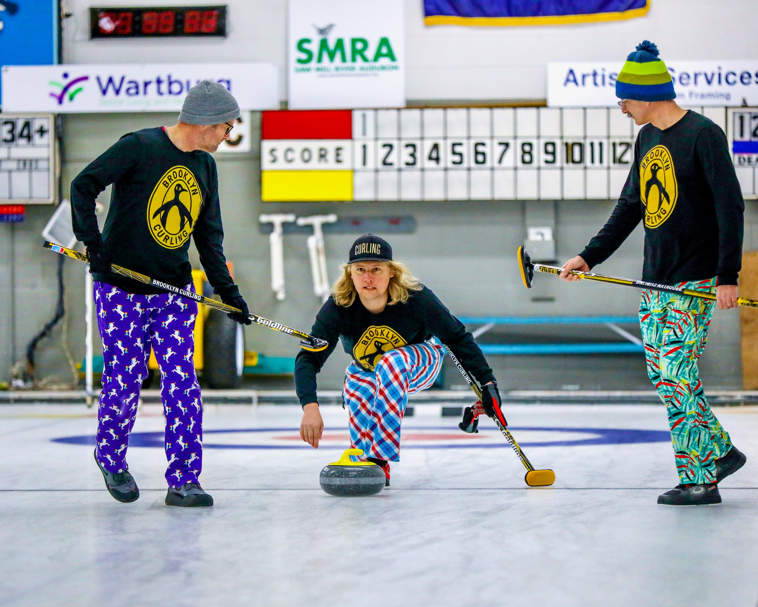 Broomfitters » Curling equipment, brooms, shoes and apparel